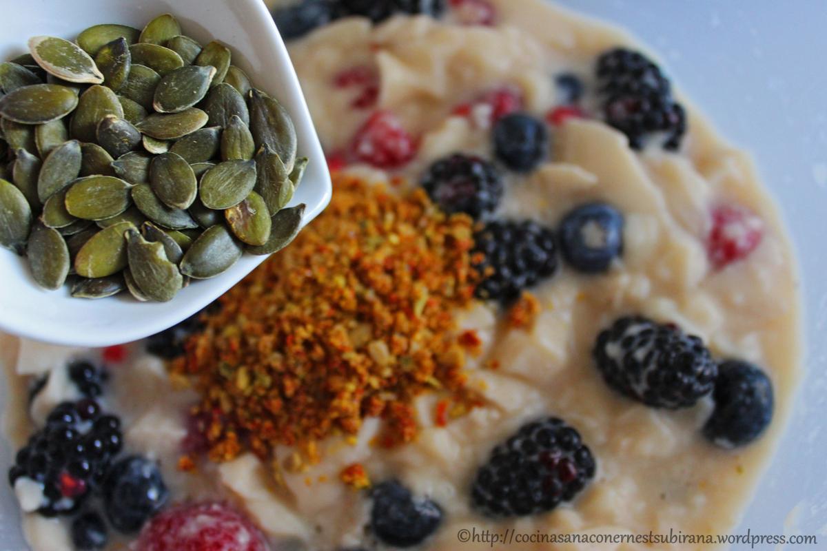 Avena con Frutos Rojos y Yogur Vegano | Cocina