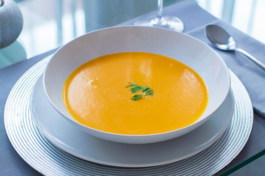 Una crema de calabaza muy rica y sencilla | Cocina