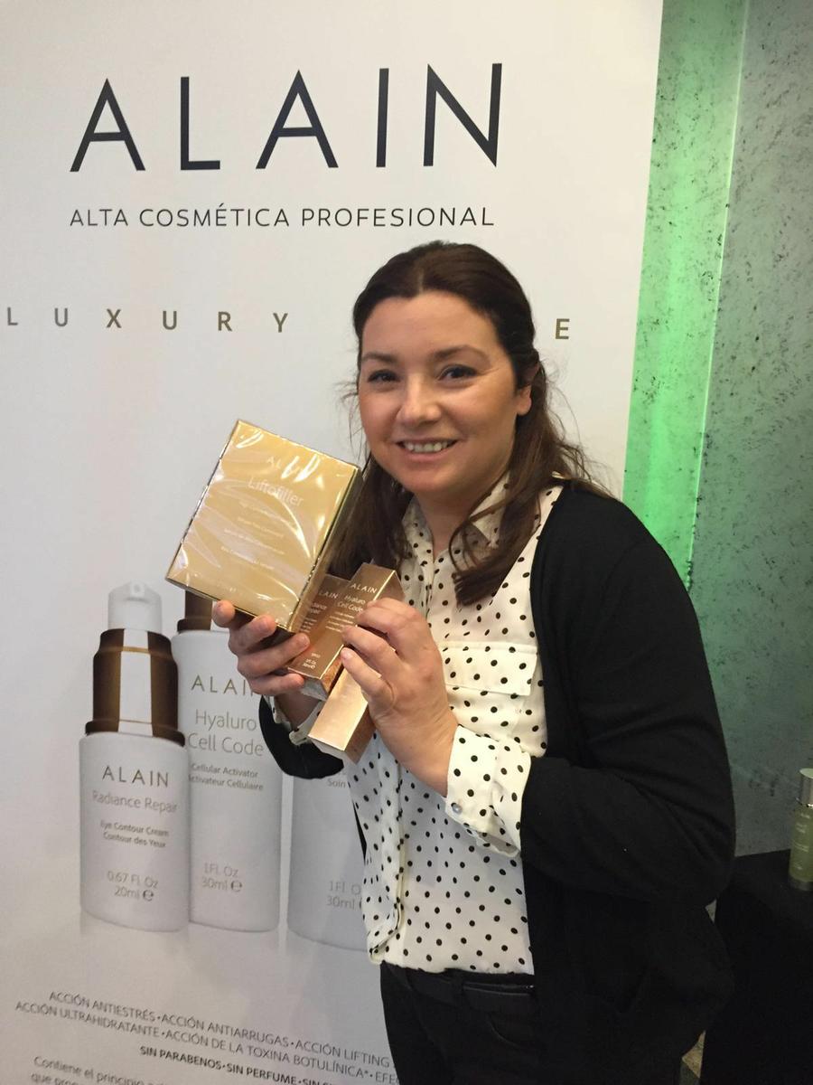 Contorno de ojos Radiance Repair de Alain Cosmetics | Belleza