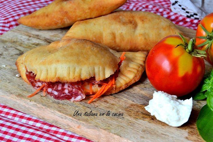 Calzone frito, la receta auténtica del Salento | Cocina