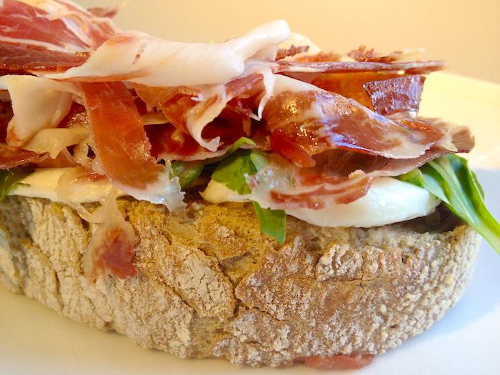 Tosta de jamón del Patio de Ágata | Cocina