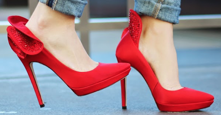 El zapato rojo te hará brillar en toda ocasión, cómo combinarlos | Belleza