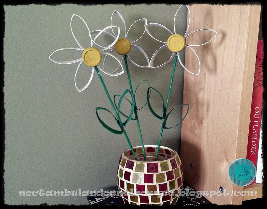 Flores reciclando cartón | Manualidades