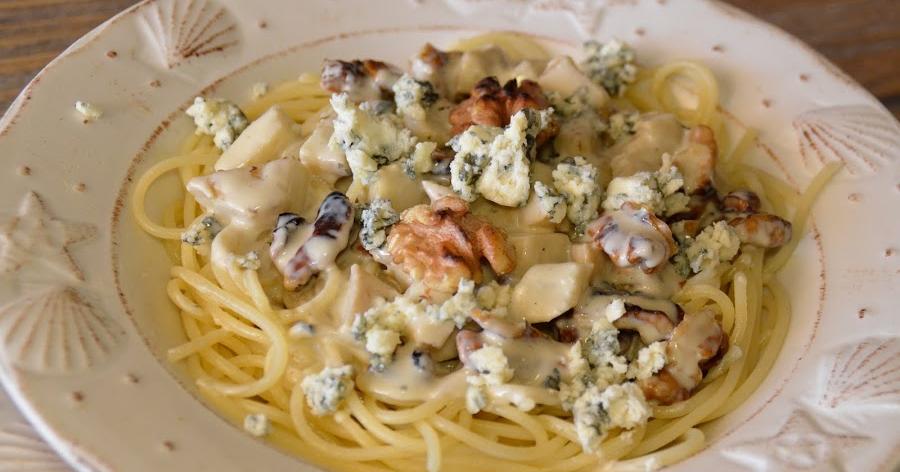 PASTA CON QUESO AZUL, MANZANA Y NUECES | Cocina
