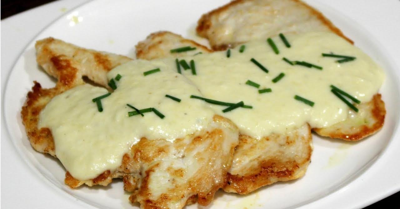 Filetes de pollo con salsa de queso ¡Muy fáciles! | Cocina