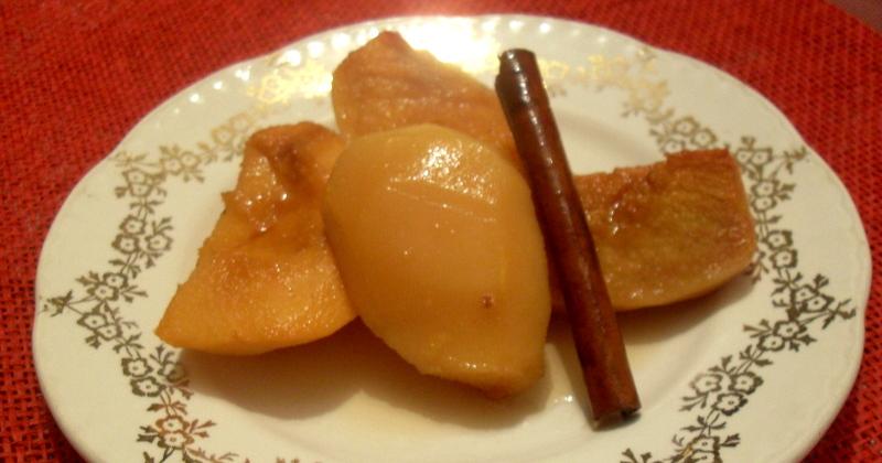 Membrillo al horno con licor | Cocina