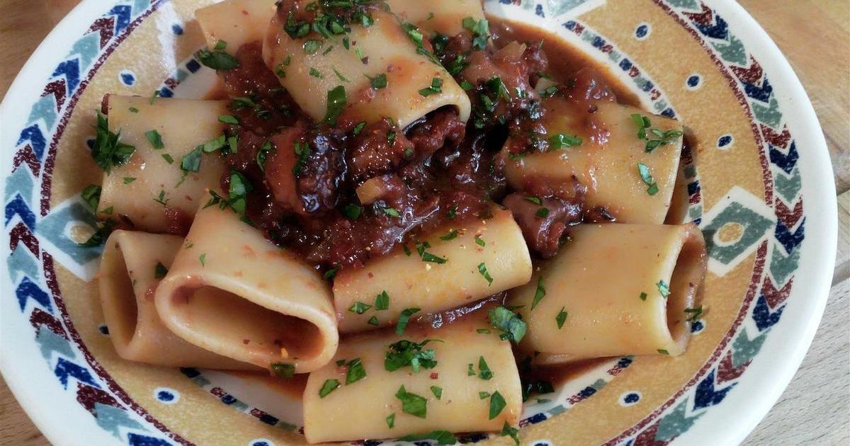 Pasta con ragu de pulpo – Paccheri al ragù di polpo | Cocina