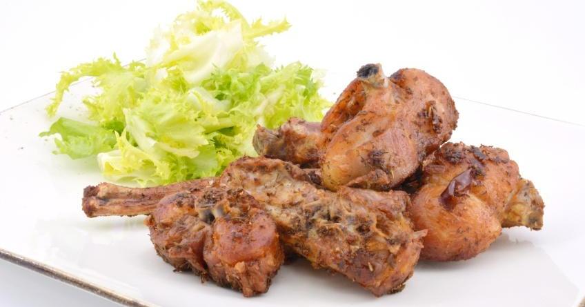 Conejo frito marinado con hierbas | Cocina