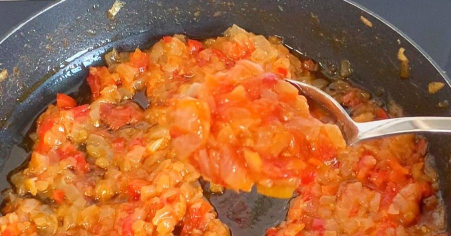 Cómo hacer sofrito o refrito para rellenos o salsas | Cocina