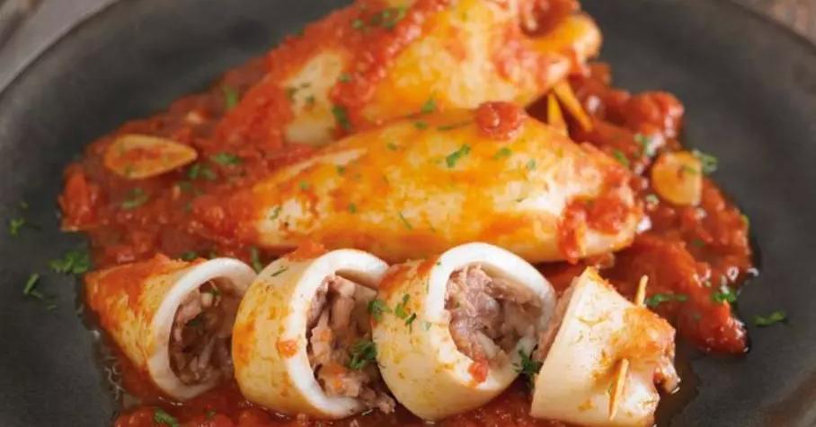 Receta De Calamares Rellenos En Salsa Tradicionales | Cocina