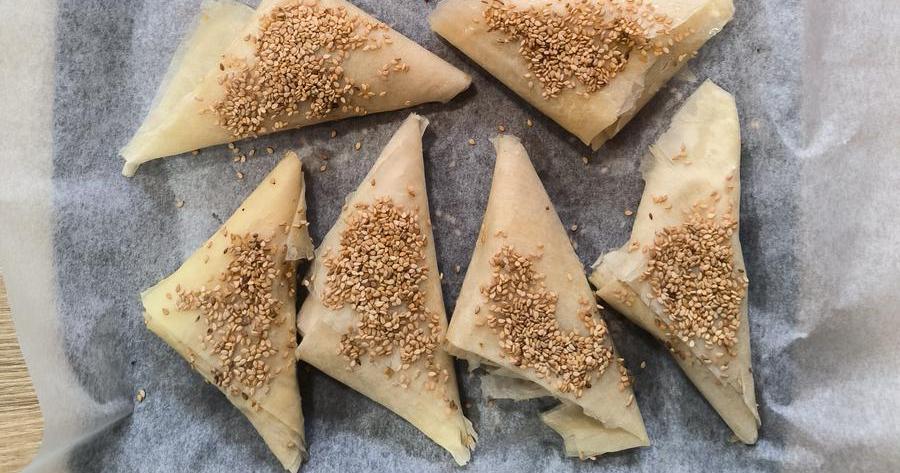 Samosas rellenas con carne y queso feta | Cocina